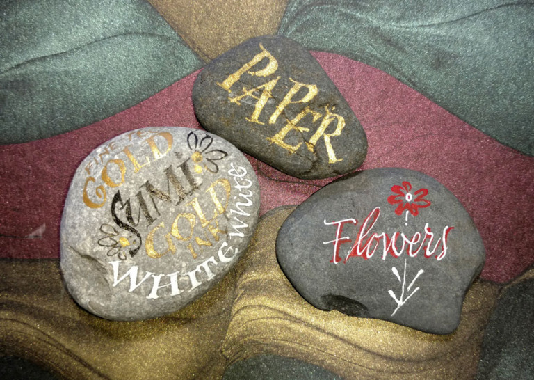 Lettering on rocks | Painting Speech